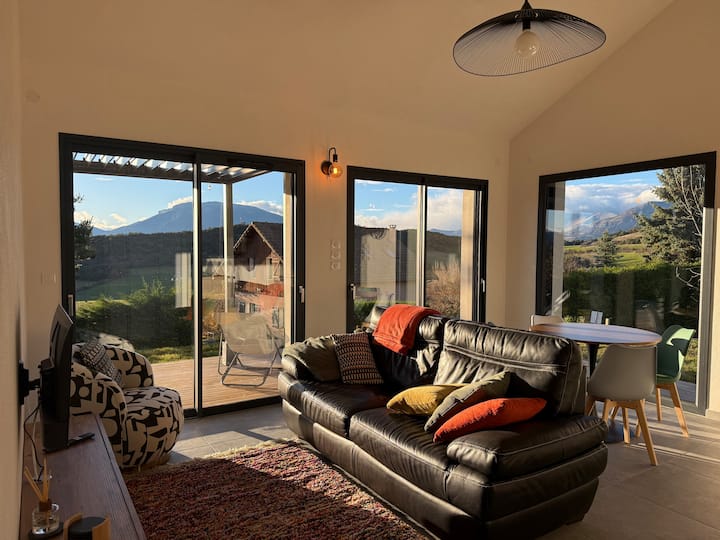 The Eagle's Nest - Cosy Chalet For Two - Tallard