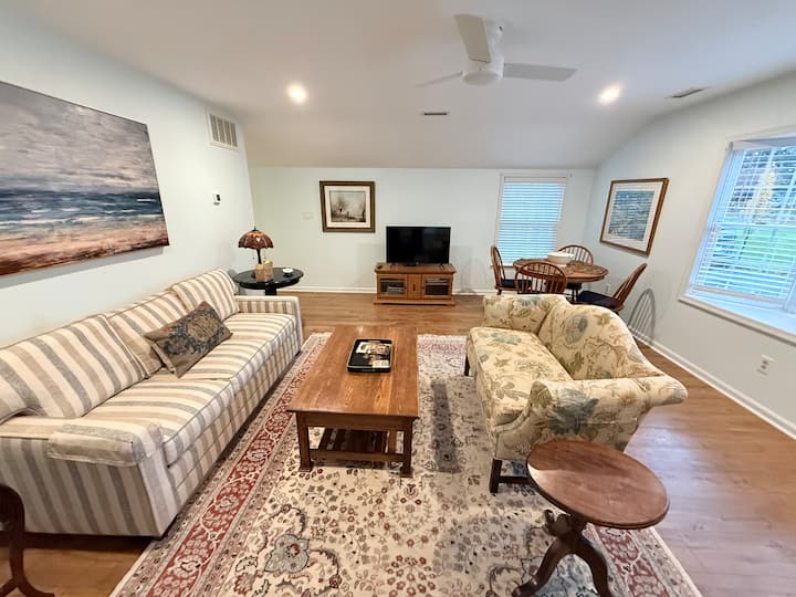 Bright, Airy Getaway 2 Mins. From Historic Borough - Warrington, PA