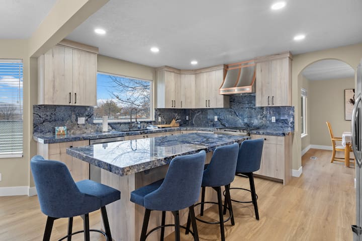 Home Away From Home - Sandy, UT