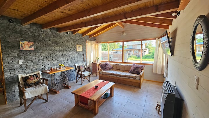 Flor Y Cordillera — Casa Confort Patagonia - El Bolsón