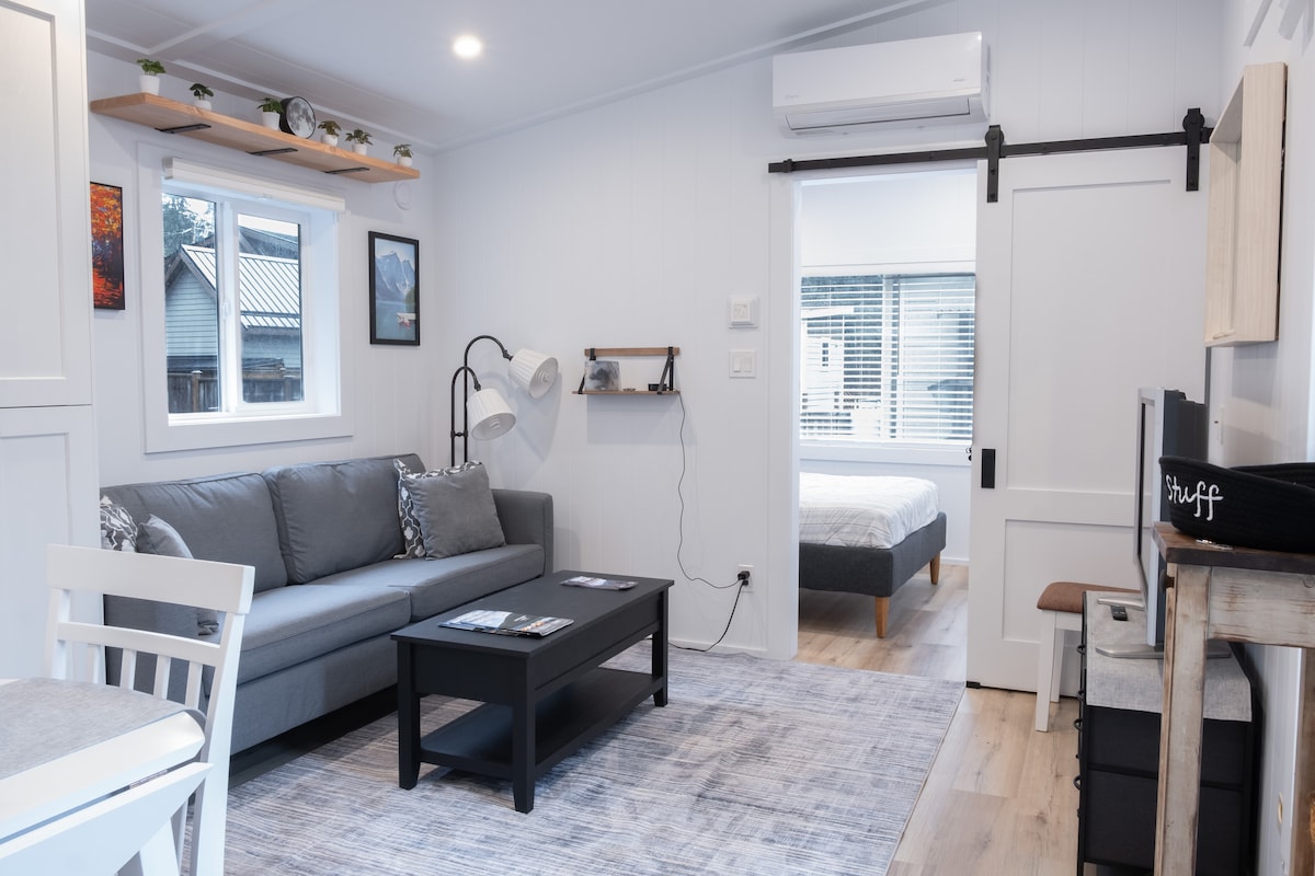 Le Käbin | Cabane confortable 2BR - Maisons à louer à Sunshine Valley ...