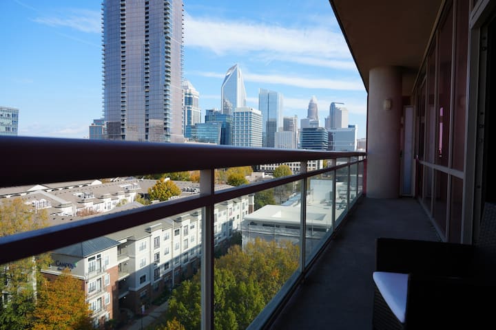 Furnished Monthly Rental In Charlotte 30+ Days - Charlotte, NC
