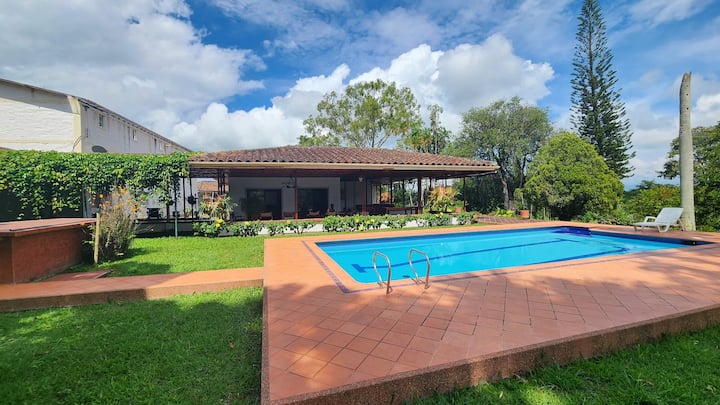 Hacienda Monaco "Naturaleza Y Descanso". - Pereira