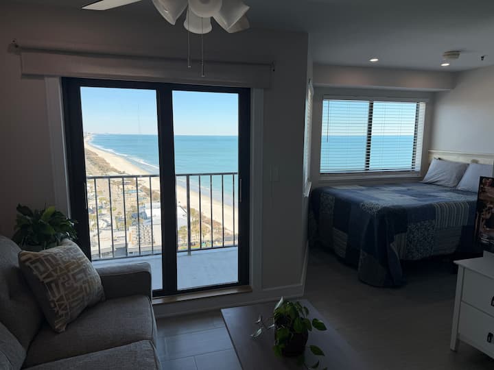 Sea Shells Ii- Beach Views From Bed - Surfside Beach, SC