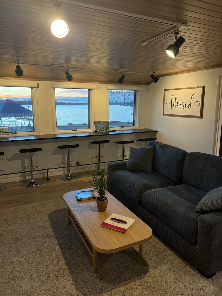 Ocean Beach Loft - Clarklake Escape W/ Lake Access - Brooklyn, MI