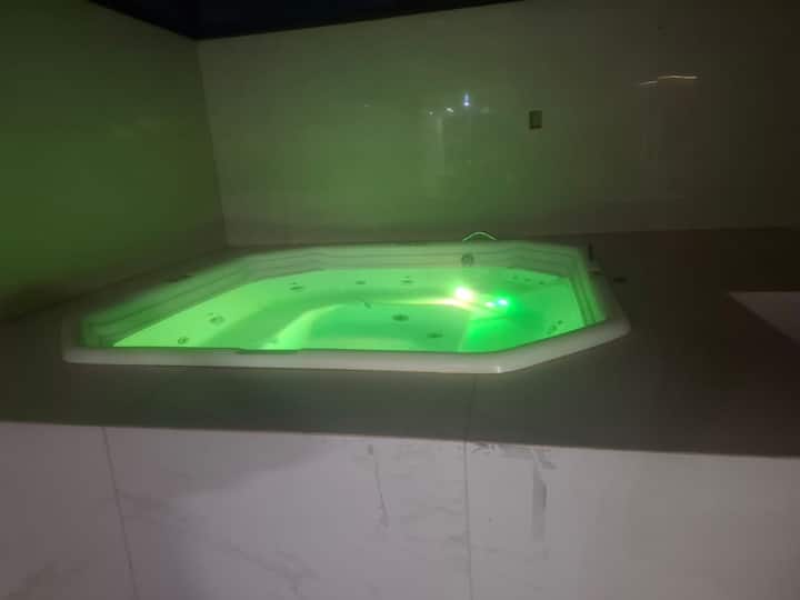 Casa De Luxo Próximo Ao Shopping Center! - Montes Claros