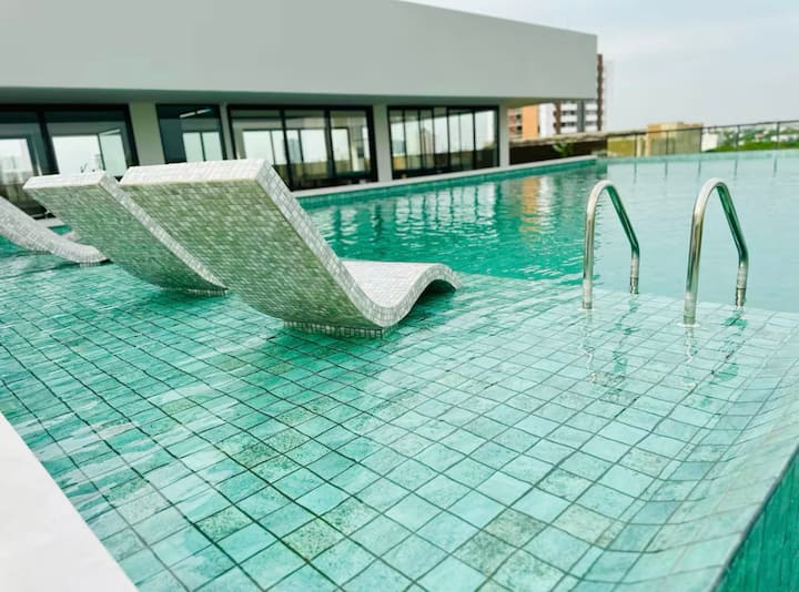 Lujo Y Confort En El Corazón De Equipetrol - Bolivia