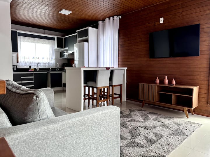 Casa Guarujá 02 Em Lages Sc Próxima Ao Shopping - Lages