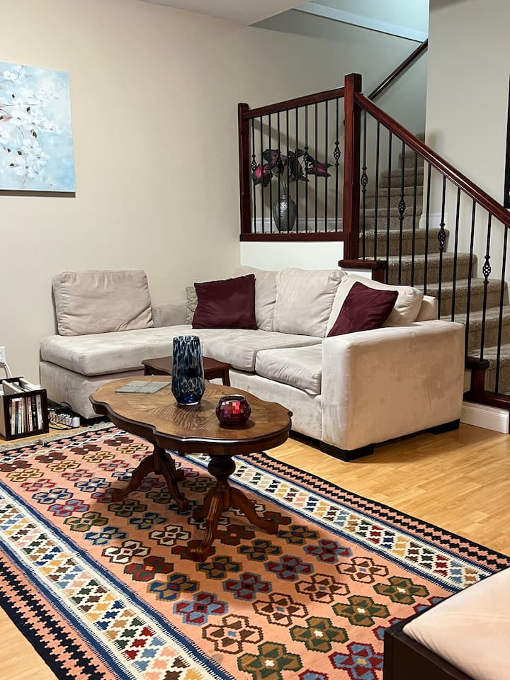 A Cozy Spacious House Close To Sardis Park - チリワック