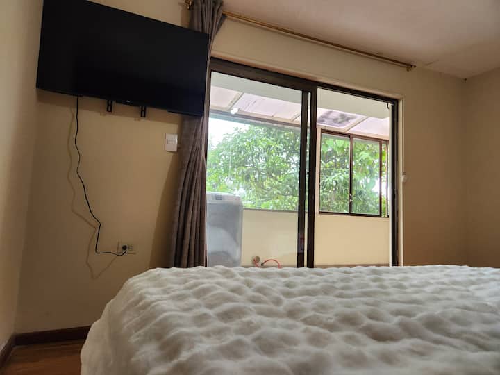 Central. 2 Cuadra Utpl. 4 Cuadra Centro. Solca5min - Loja