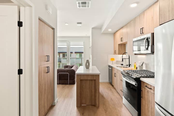 Hollywood Resort - Free Parking |Patio |Pool |Gym - West Hollywood