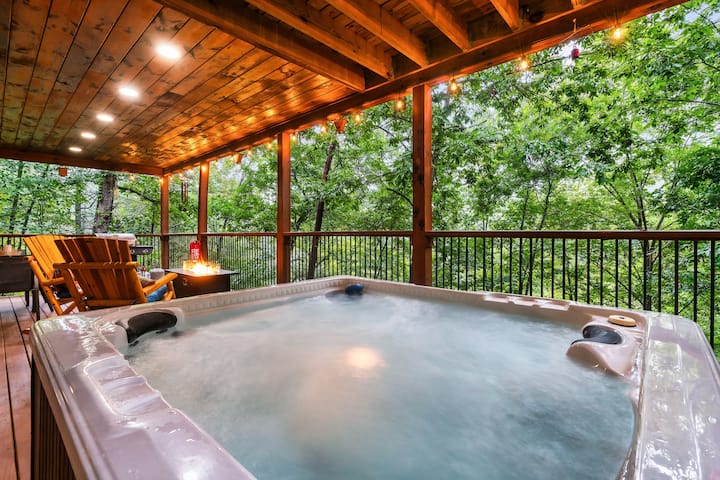 Peaceful Cabin W/hot Tub*fireplace*games*quiet! - Wears Valley, TN
