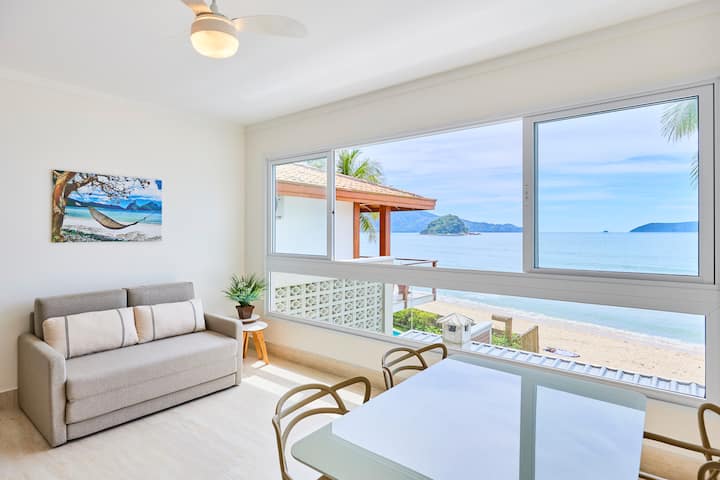 Apto 03 – Pé Na Areia, Vista Panorâmica Para O Mar - Brazil