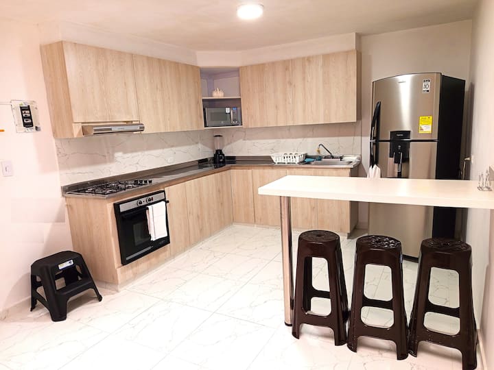 Casa Amplia Para 12 Personas - Medellín