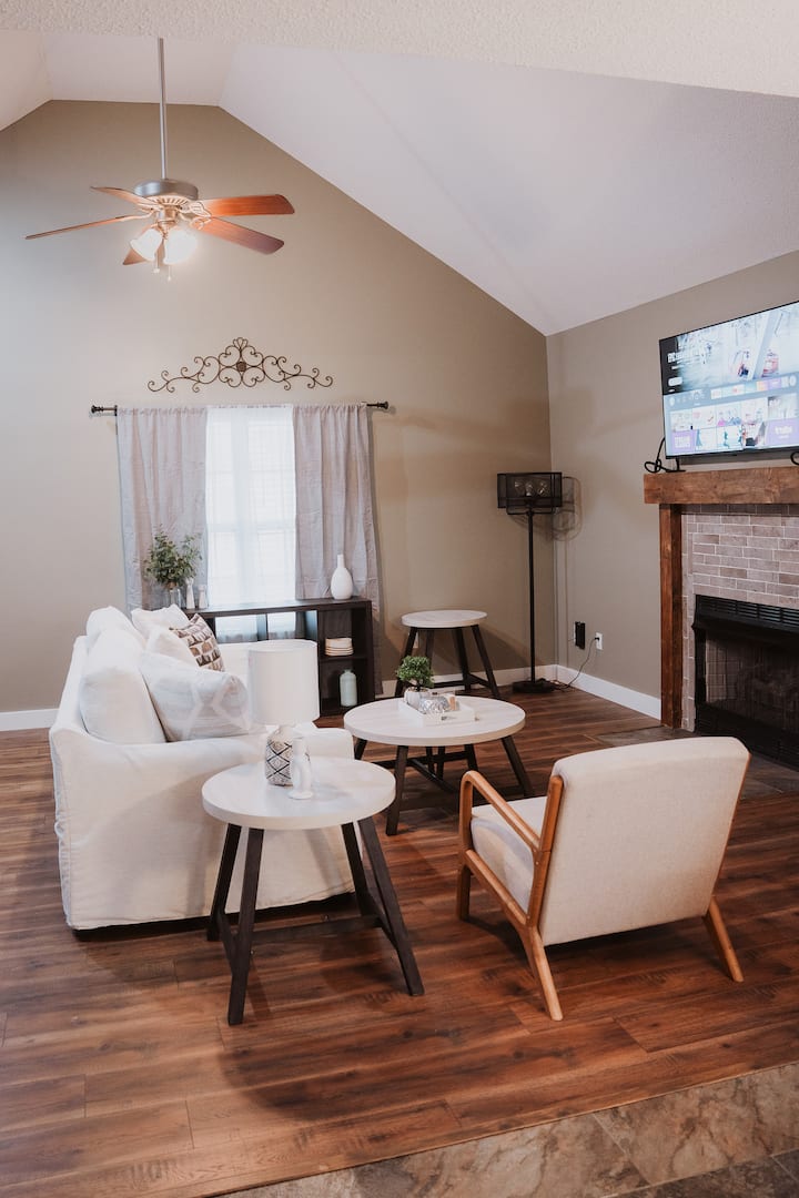 Wingfield Mid-term Retreat ~Pet & Family Friendly - Bonaire, GA