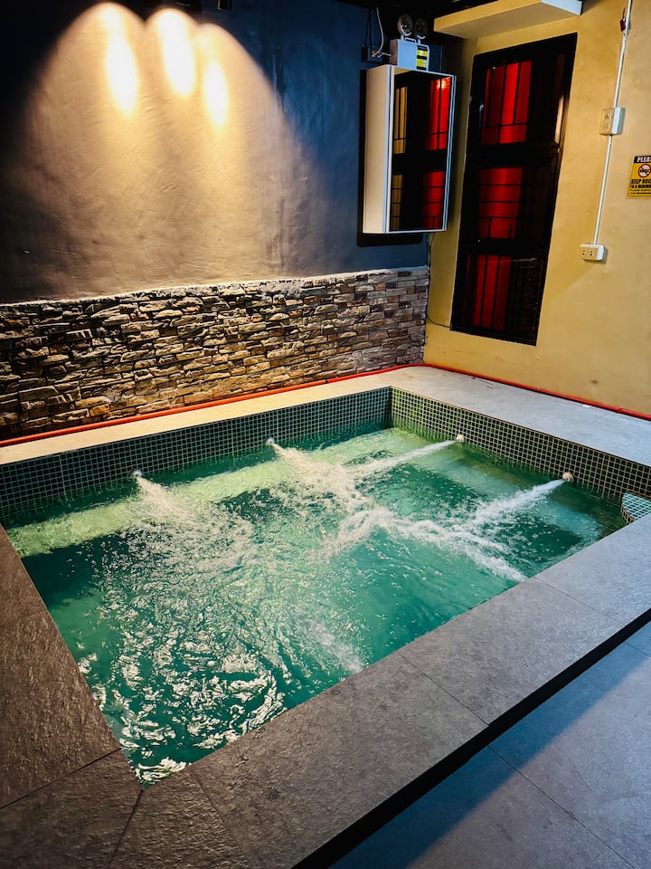 Jacuzzi+smart Home Vacation Near Clark Airport - Angeles