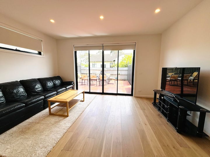 Brand New Home –Cozy Stay - Melbourne