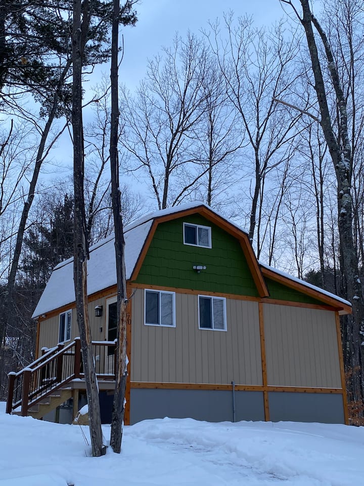 Bear Bungalow-lakes Region, Banknh Pavillion Close - Gilford, NH