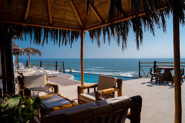 Atardecer Desde La Piscina Infinita: Refugio ÚNico - San Vicente de Cañete