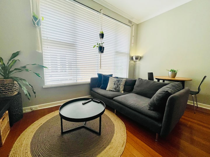 Bright 2-bedroom On The St Kilda Fringe - St Kilda