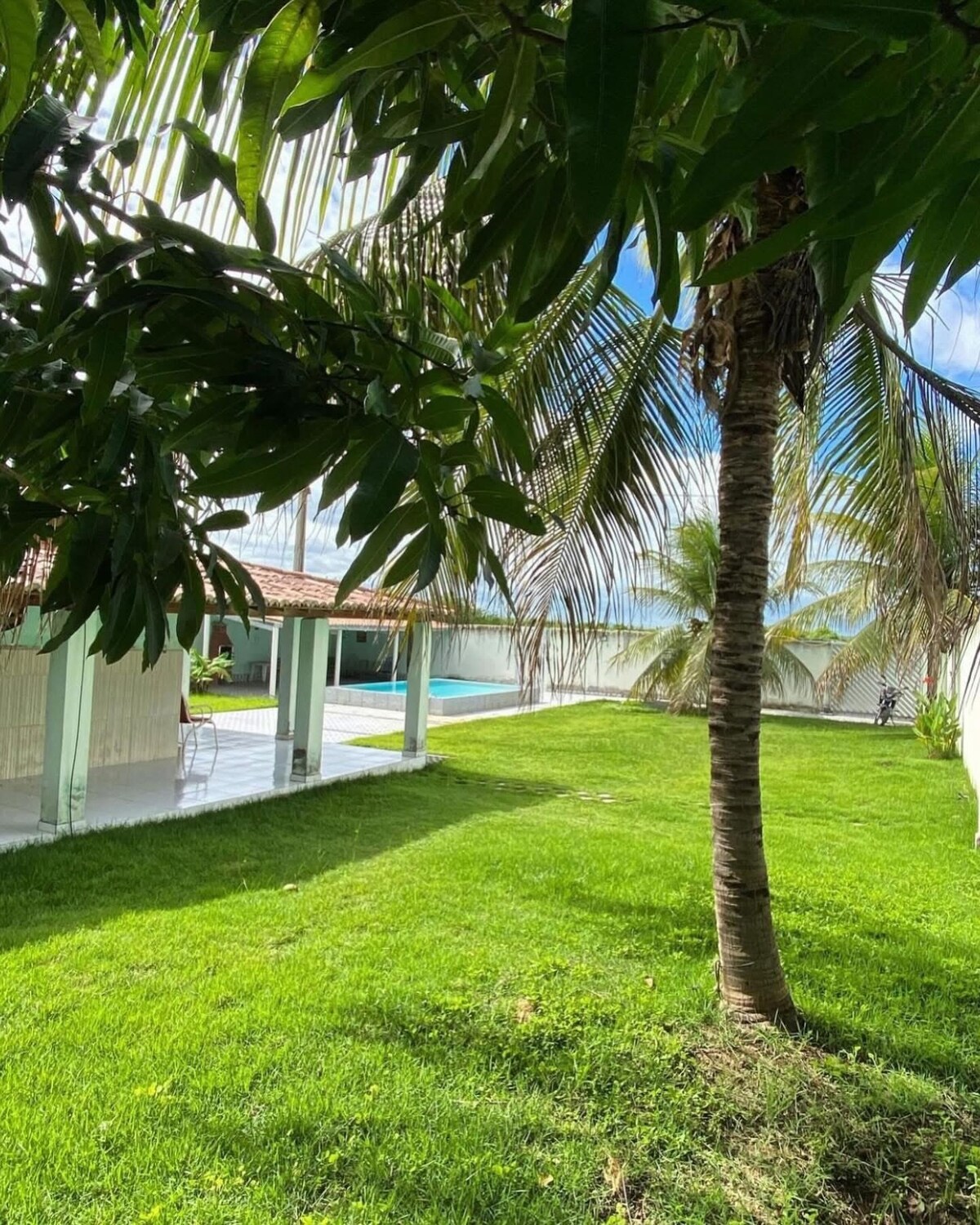 Complete farmhouse with pool and suite for rent. - Houses for Rent in ...