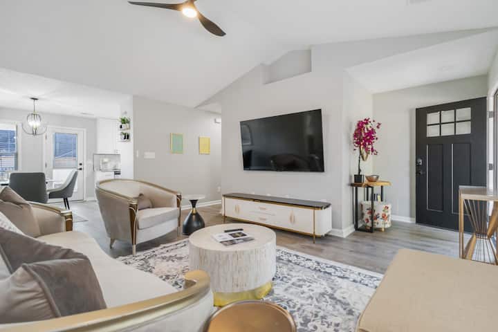 Curated 3br • Minutes To Toyota, I-75 & Lexington - Georgetown, KY