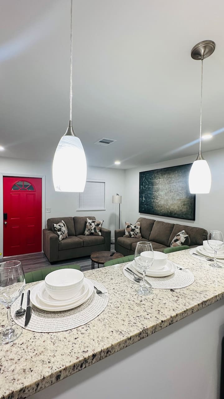 Rustic Nature Unit Near Img & Beaches - Longboat Key, FL