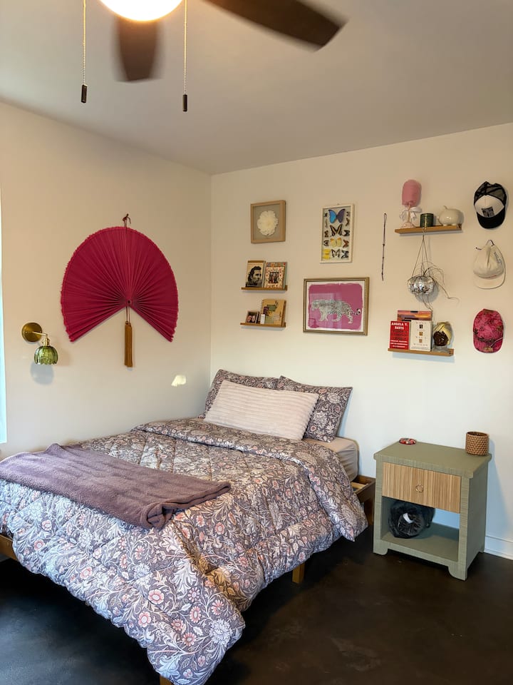 Backyard Casita - Northeast Dallas - Garland, TX