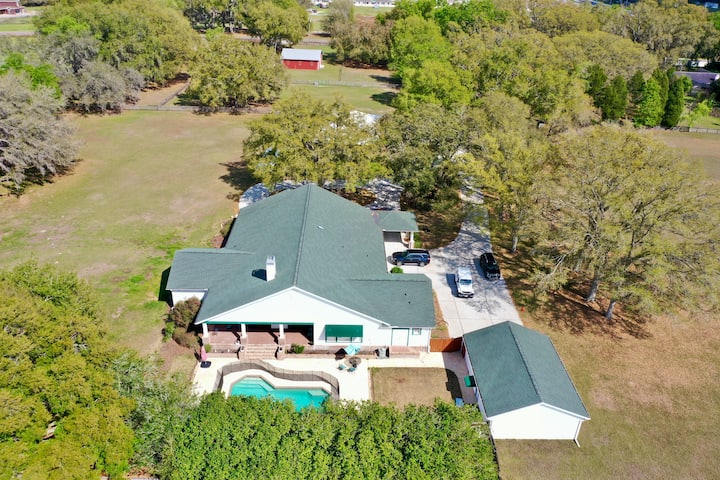 Cozy Countryside Haven | Near Tampa & Lagoon - Zephyrhills, FL