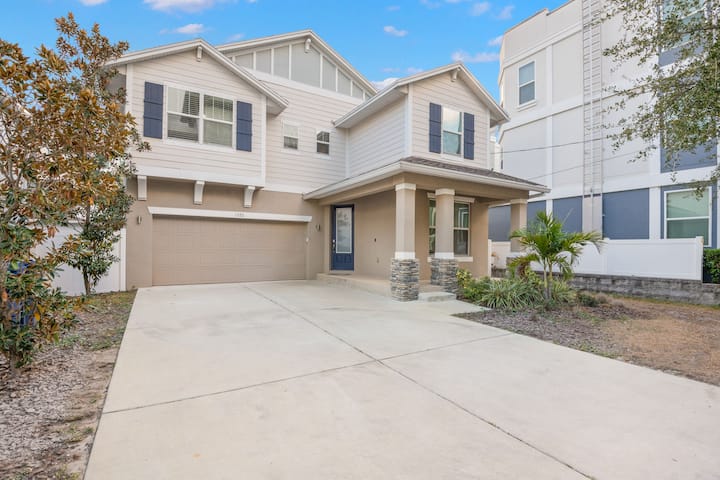 Spacious N. Hyde Park 5br • Hot Tub • Outdoor Fun! - Tampa, FL