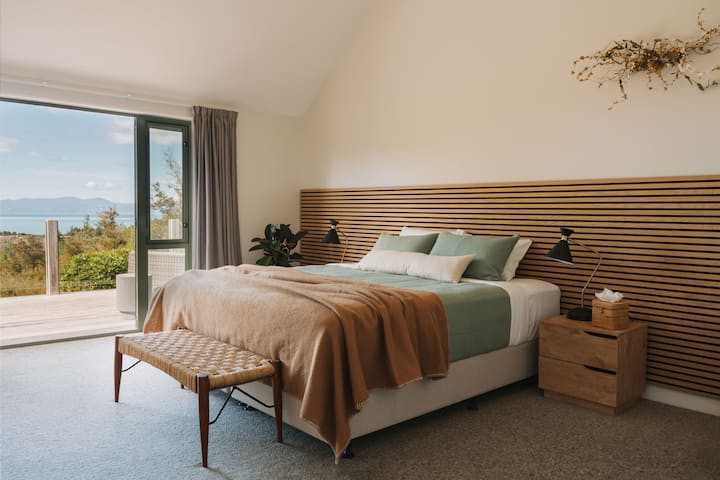 Domu Retreat Luxury Fully Serviced Guesthouse - Kaiteriteri