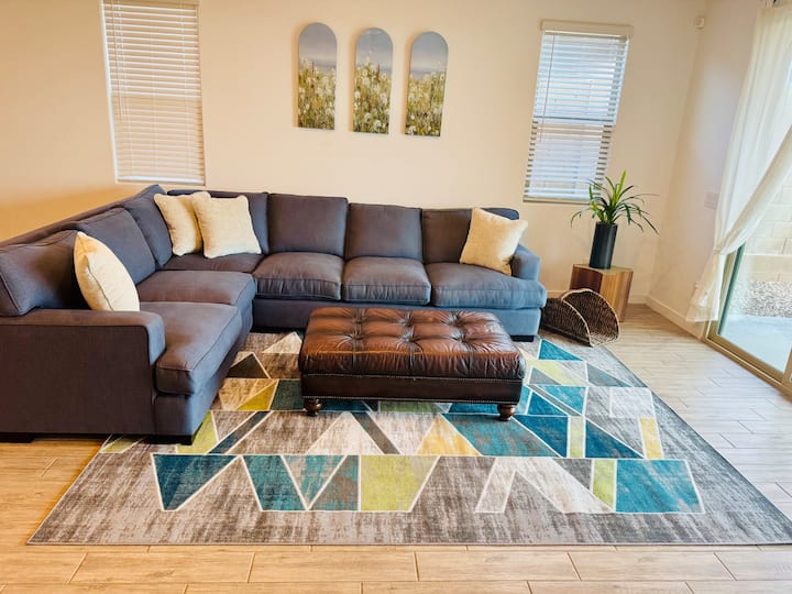 Chic And Comfortable Retreat Near Clubhouse + Pool - Peoria, AZ