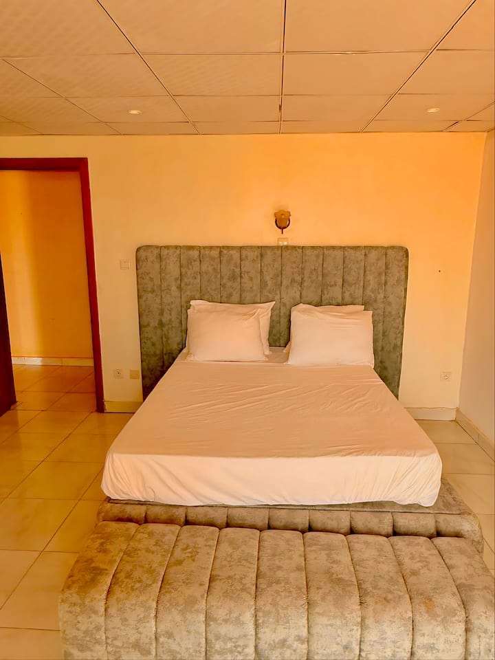 Studio Au Golf Sur Edm, Sans Panneaux Solaire - Bamako