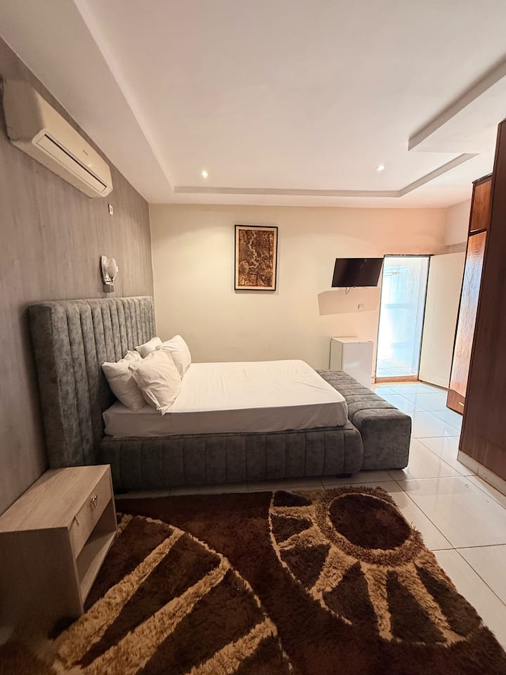 Studio Meublé Au Golf, éLectricité à Votre Charge. - Mali