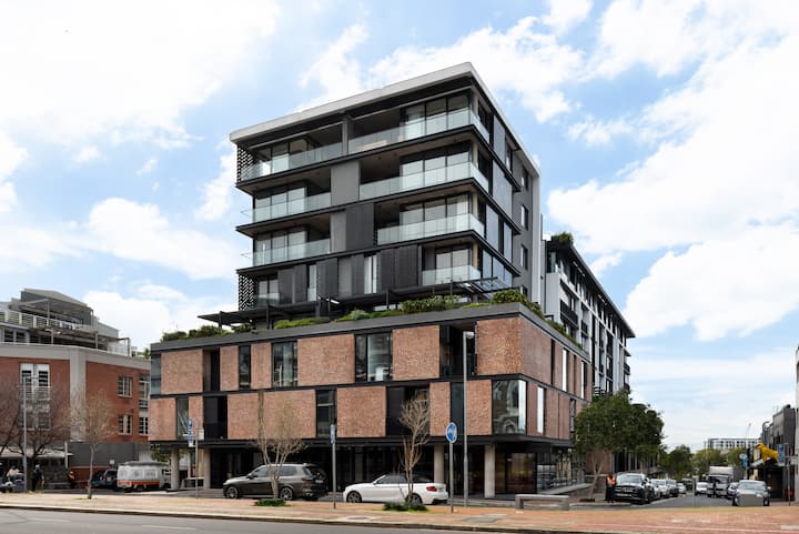 Stylish City Pad In Prime De Waterkant - Camps Bay