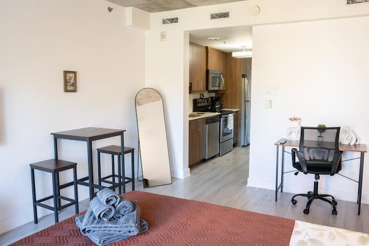 Amazing Condo Downtown Montreal | 47 - Montreal