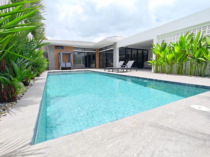 Superbe Villa 4 Chambres Avec Piscine Privée - Phuket