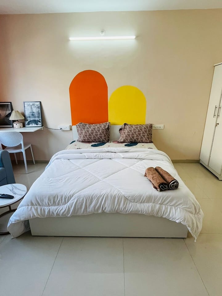 Saffron House / Kp - Pune