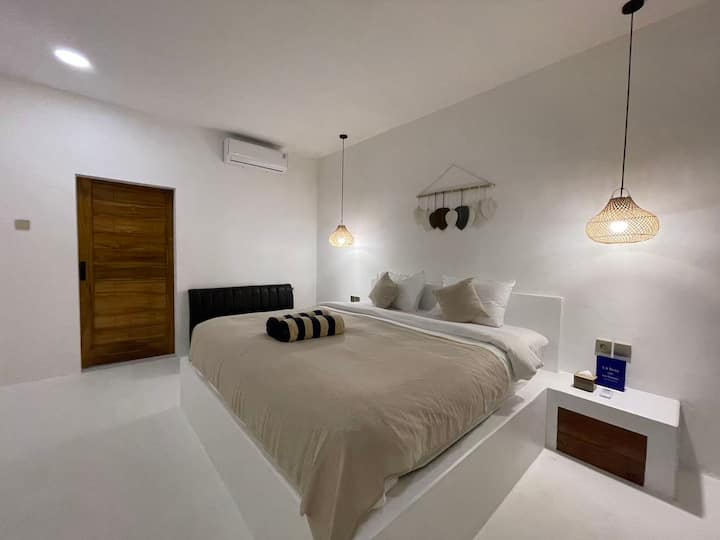 公寓｜B2房间 靠近水明漾的公寓/泳池景观/酒吧街/步行至海滩 - Denpasar