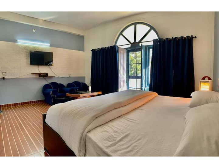 Pineresort National Highwaypithoragarhuttarakhand - Pithoragarh