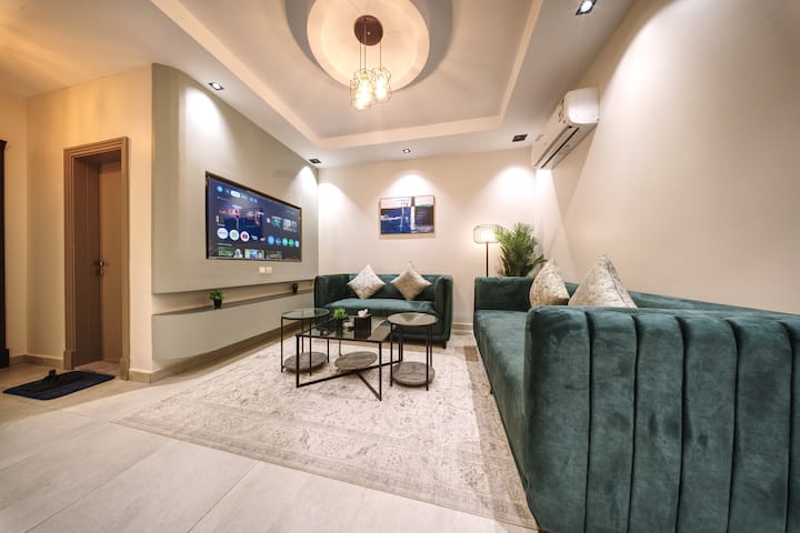 H106ng Great Unit 3 Bedrooms , Prime Location - 吉達