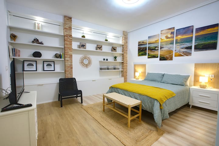 Calderón De La Barca By Cuencaloft - Cuenca, España