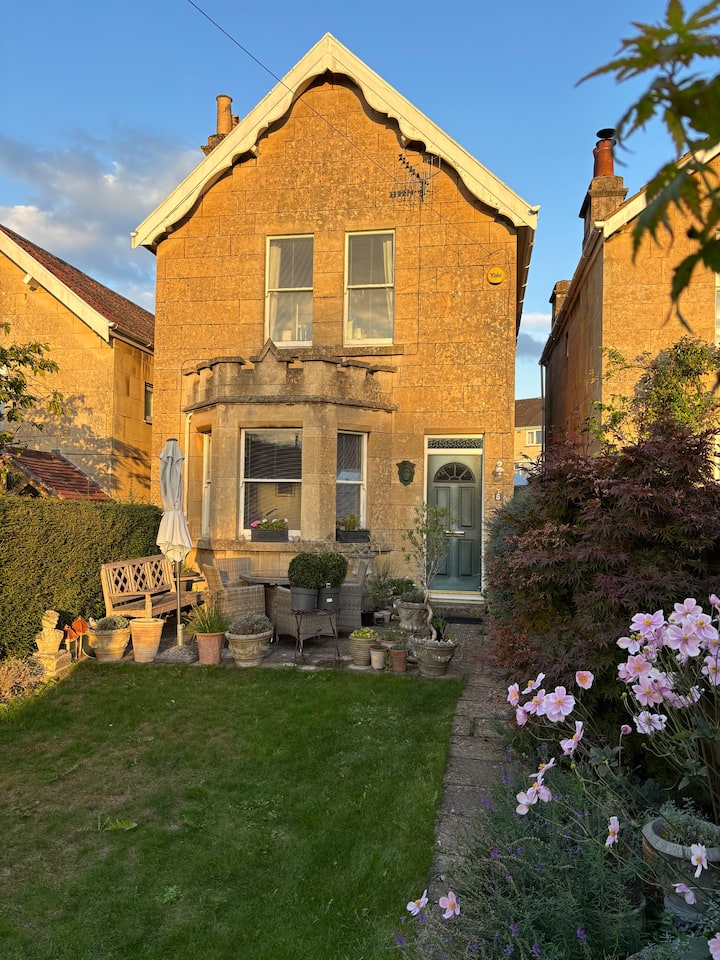 Lovely 2 Bed Bathampton House With Parking&garden - Bath