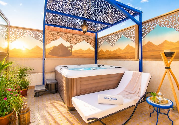 Riad Célestia Rooftop, Private Hot Tub Sleeps 8 - Marocco