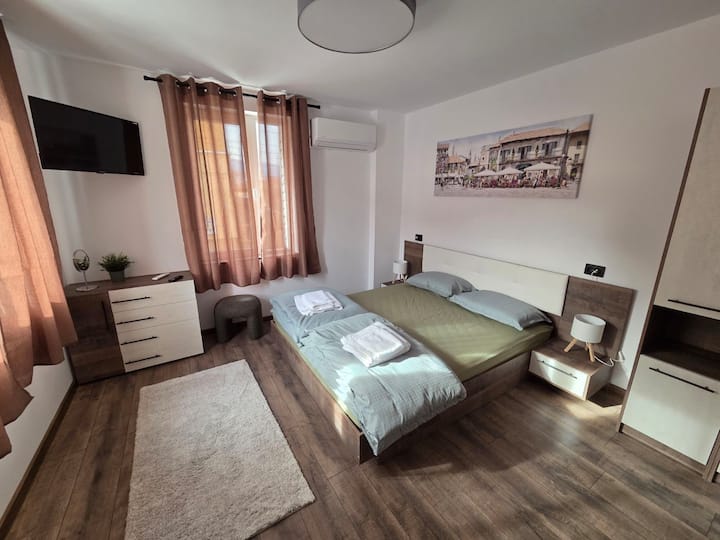 The Cosy 2-bedroom House - Kyustendil