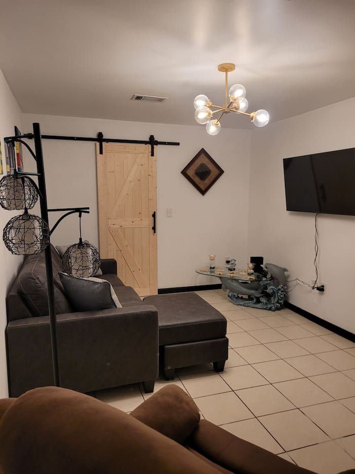 Spacious 3 Bedroom House - Slidell, LA