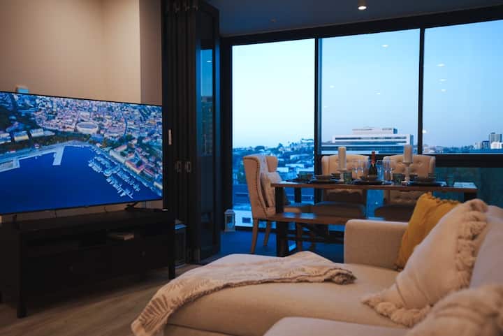 Skyline Serenity - Romantic & Family Gateway - Balmoral