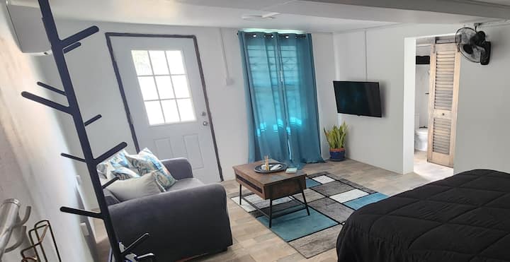 Mango Cove – Your Stylish Tropical Escape - Saint Kitts and Nevis