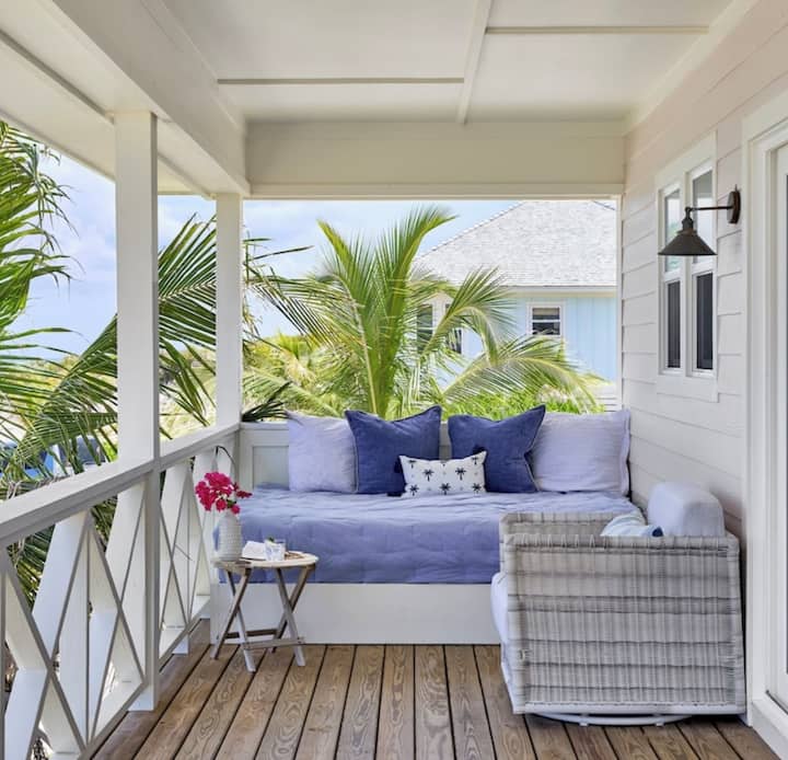 Cosmo- A Beachfront Bungalow • Pool & Daybed - The Bahamas