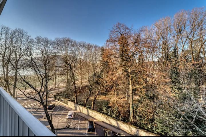Emplacement N*1 Entre Lac Et Ville. - Annecy-le-Vieux